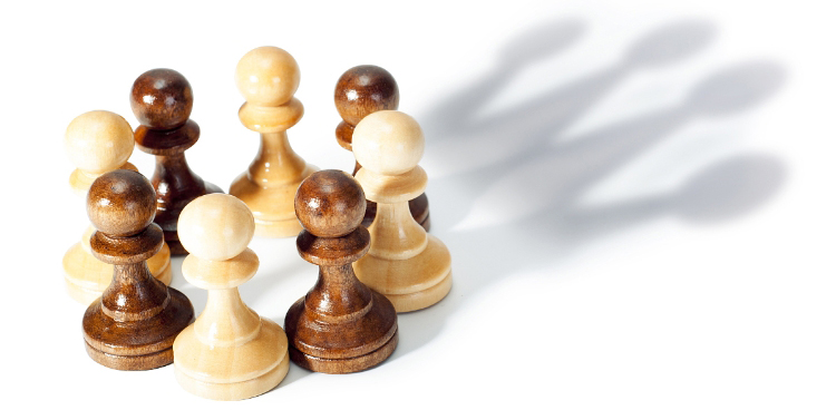 wooden chess set, shut the box game, ring toss game, jenga tower, kubb ...